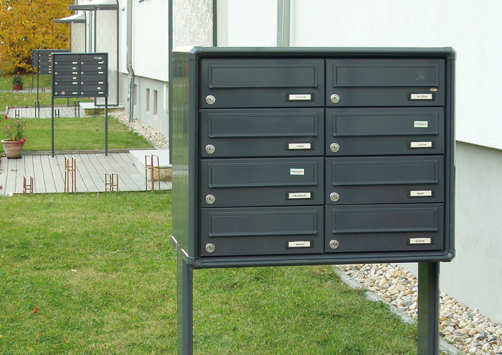 Freistehende Briefkastenanlagen | allebacker Briefkastensysteme Briefkasten