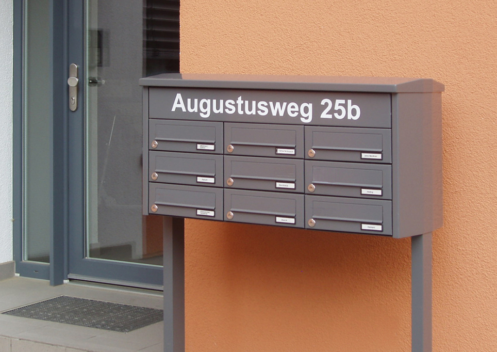 Freistehende Briefkastenanlagen | allebacker Briefkastensysteme Briefkasten